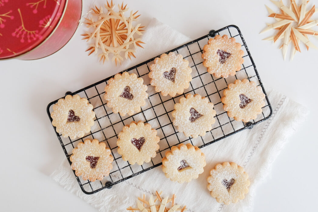 Spitzbuben Rezept – Der Klassiker unter den Plätzchen – Food Blog ...